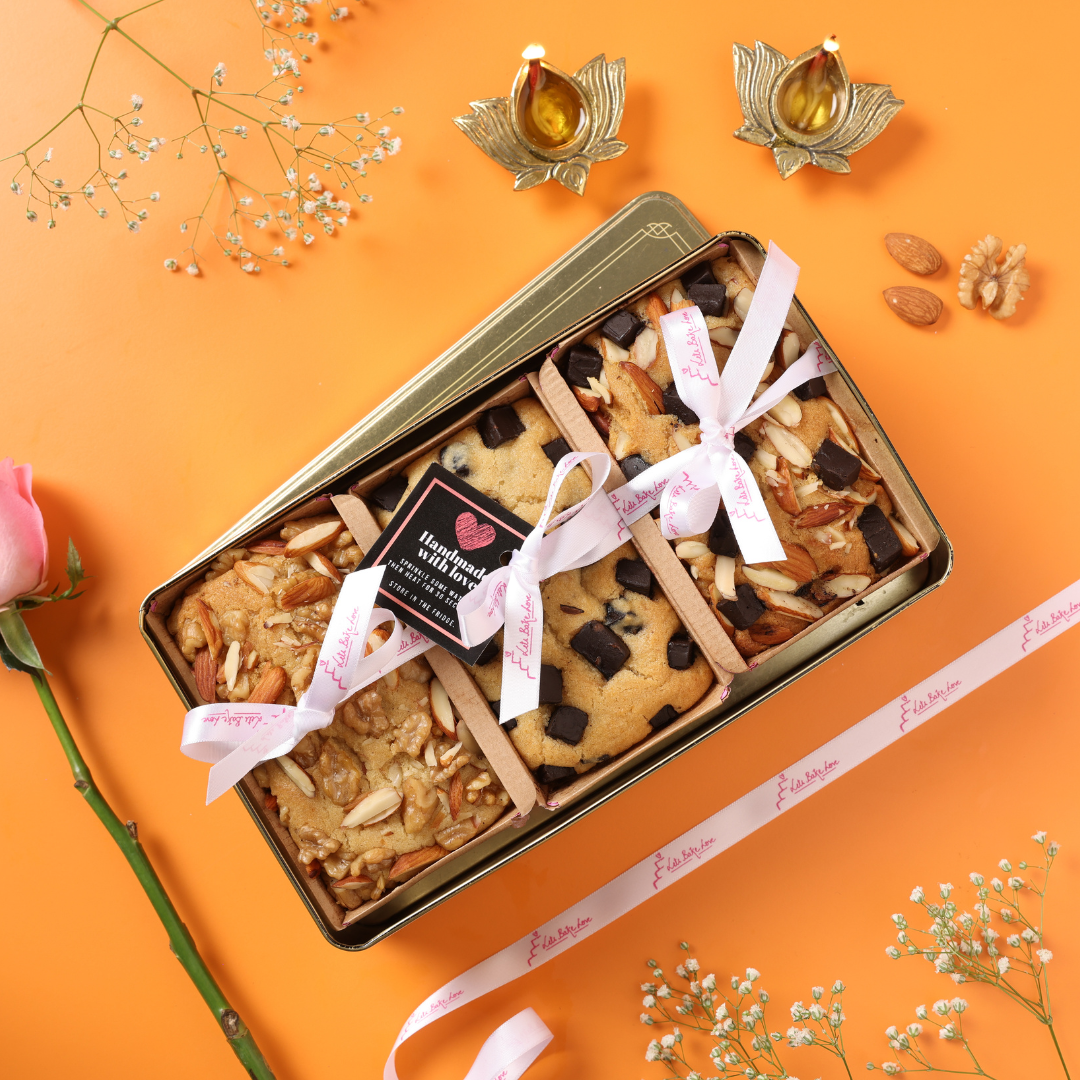 The Tin Gift Box of Mini Sugarfree and Gluten Free Tea Cakes – Lets ...